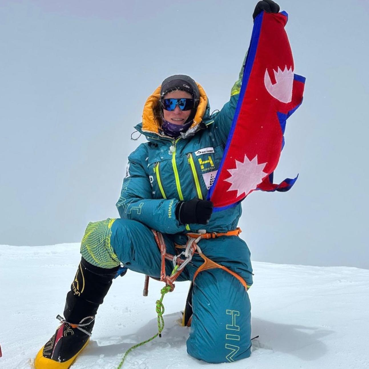 Who's The Wildest Of Them All? - Wild Women On Top